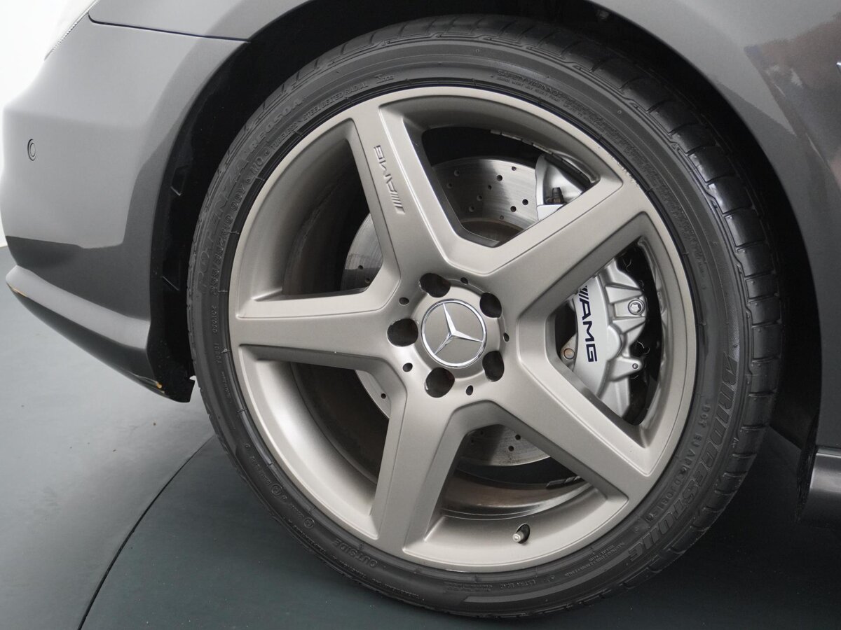 Mercedes-Benz CLS AMG 55 IWC edition + IWC original CLS 55 AMG Watch