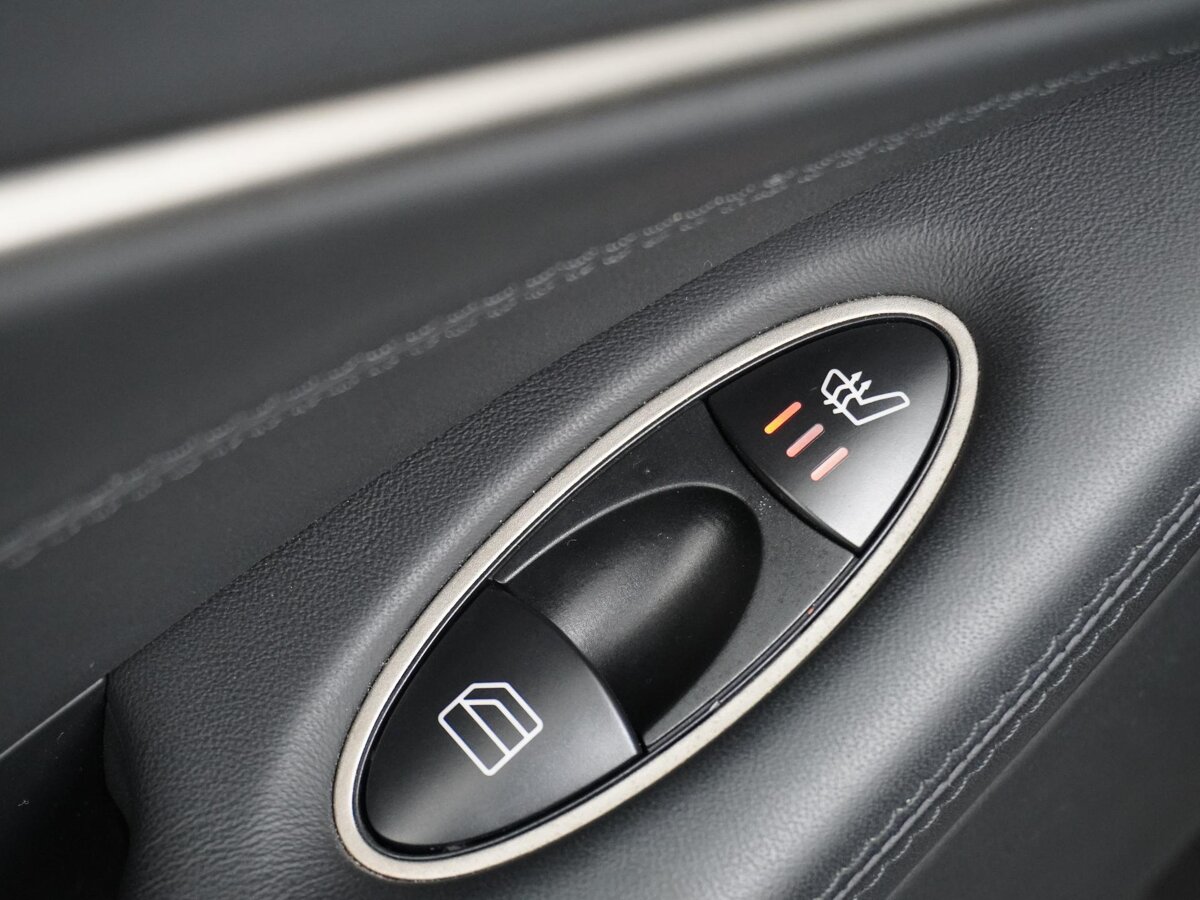 Mercedes-Benz CLS AMG 55 IWC edition + IWC original CLS 55 AMG Watch