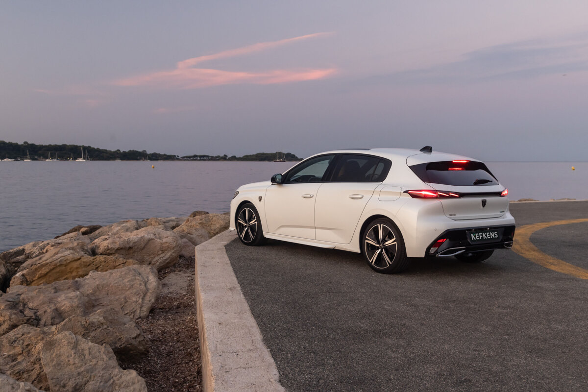 Peugeot 308 | Populaire hatchback | Nefkens